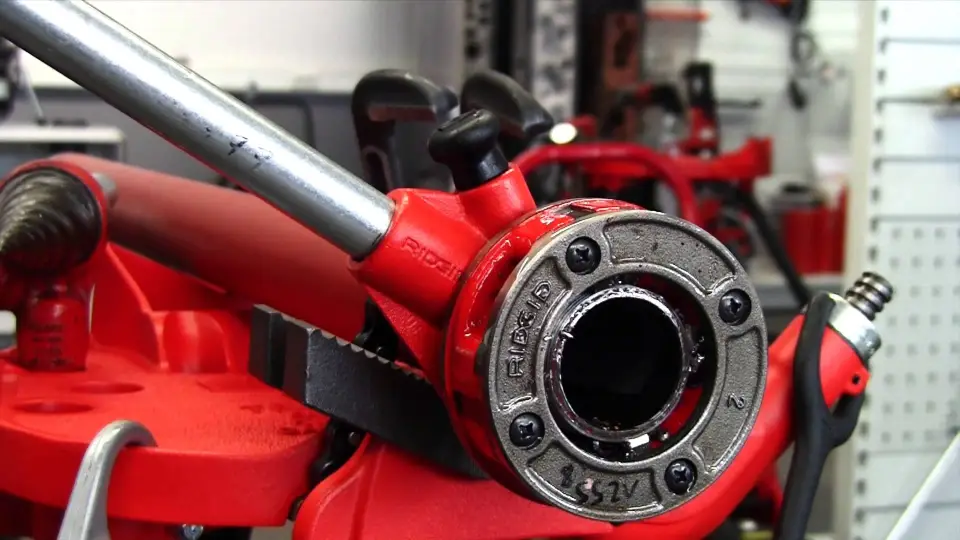 Pipe Cutting & Threading - Weiders Hardware